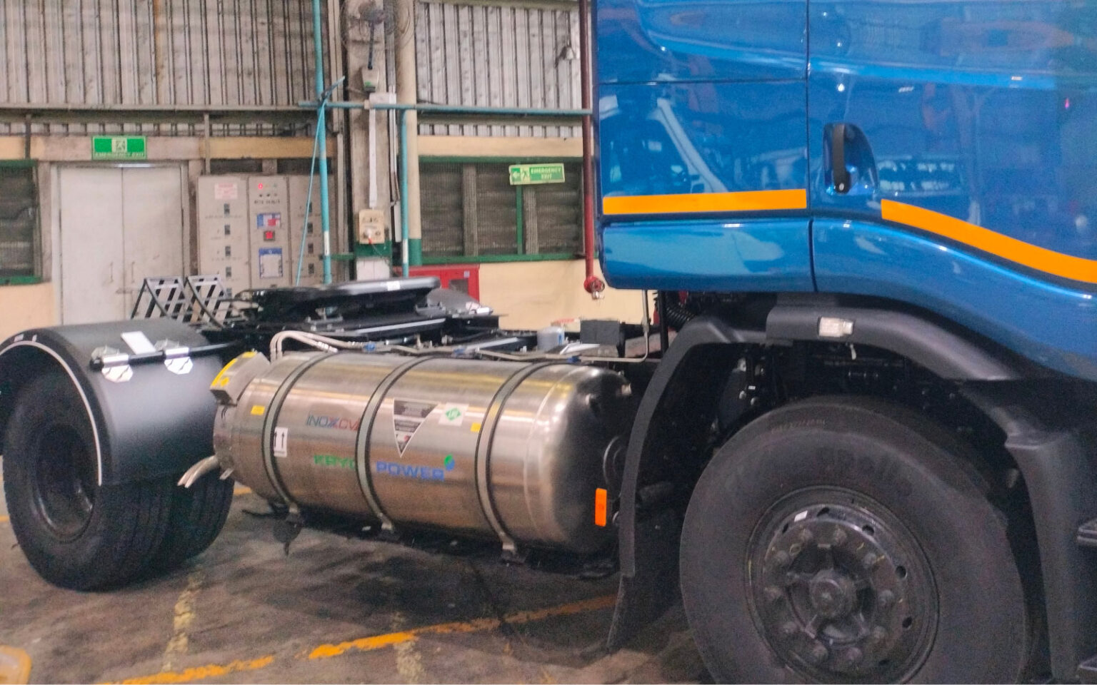 LNG Fuel Tank for Trucks – Cost-Efficient & Eco-Friendly Transport